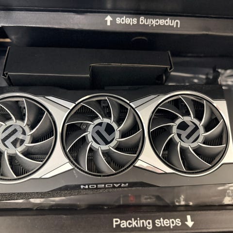 Asus RX 6900 XT TUF TOP edition | Tori