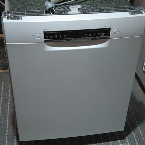 Bosch SMU46KW03S Serie 4 -astianpesukone, valkoinen | Tori