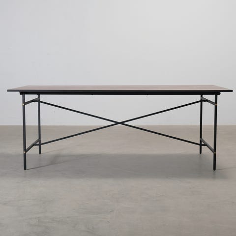 Gubi 2.0 ruokapöytä & Eames Daw käsinojatuolit | Tori