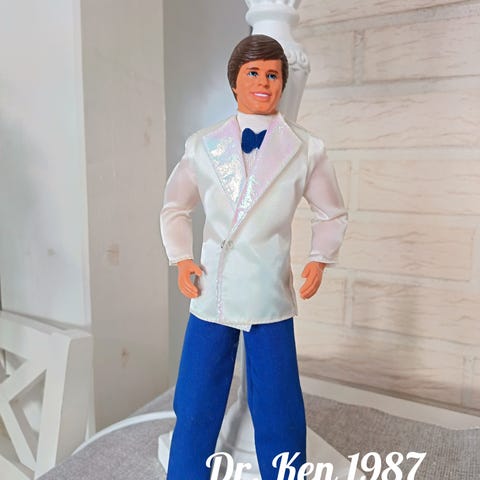 Ken (Barbie) -nukke, aito Mattel | Tori