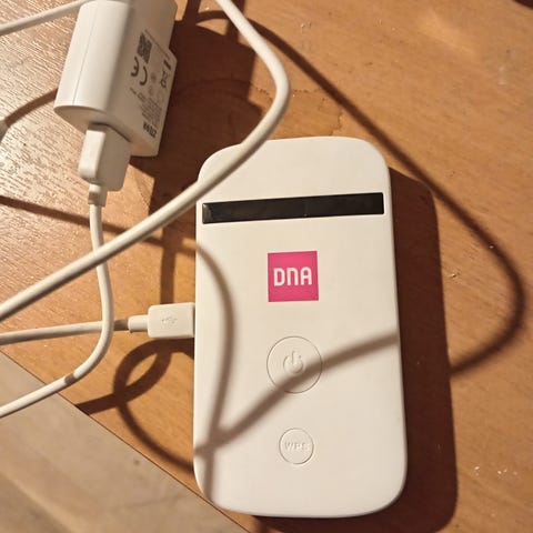 DNA reititin antenniverkkoon | Tori