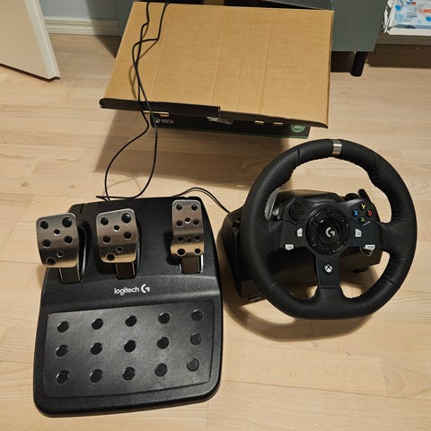 Logitech G923 ratti ja polkimet | Tori