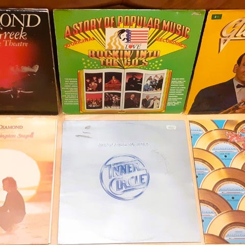 LP-levyjä Neil Sedaka John Mellencamp Billy Joel Pete Seeger yms | Tori