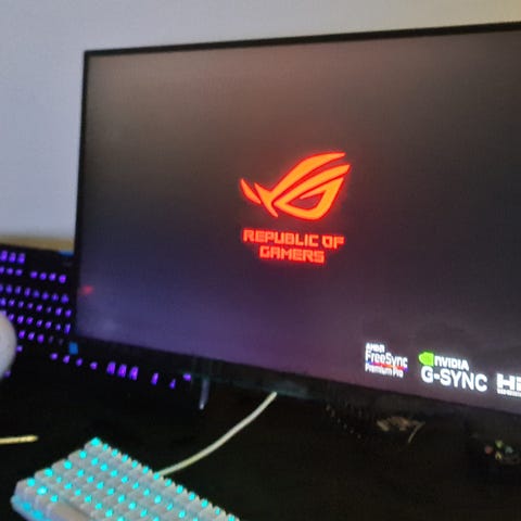 ASUS ROG OLED 240hz 1440p | Tori