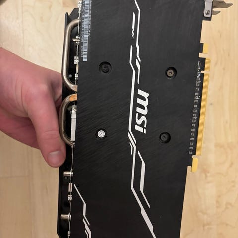 AMD Radeon RX 5700 XT näytönohjain | Tori