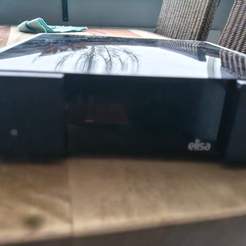 Elisa Digi box | Tori