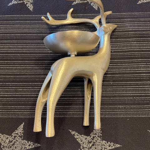 Pentik hopeoitu poro | Tori