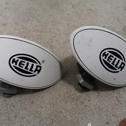 HELLA lisävalot + kilpiteline | Tori