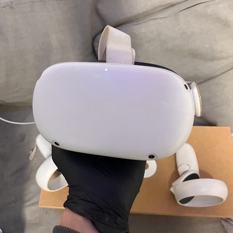 Oculus Quest 1 VR-lasit + ohjaimet | Tori