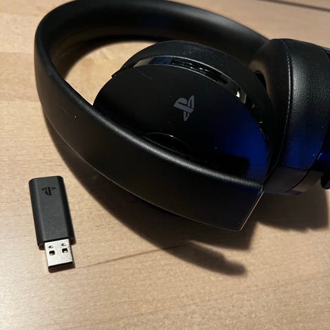 Ps4 kuulokkeet | Tori