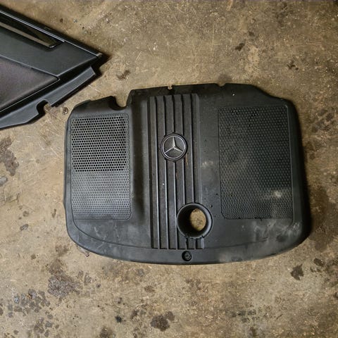 Mercedes-benz w212 e220 oikean oven pahvi | Tori