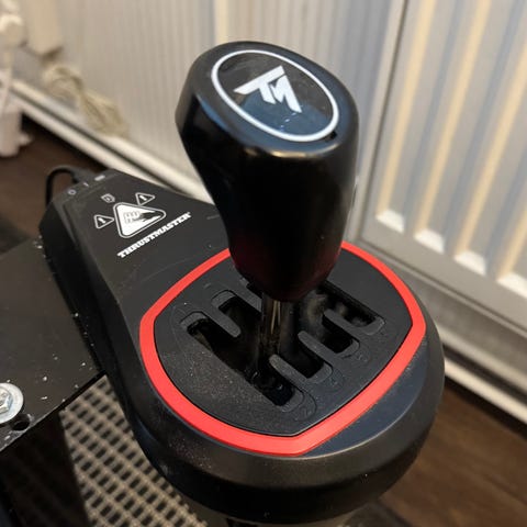 Thrustmaster TH8A Shifteri | Tori