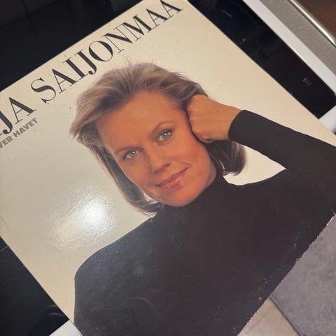 Arja Koriseva Sånger från asfalt och ängar vinyylilevy | Tori