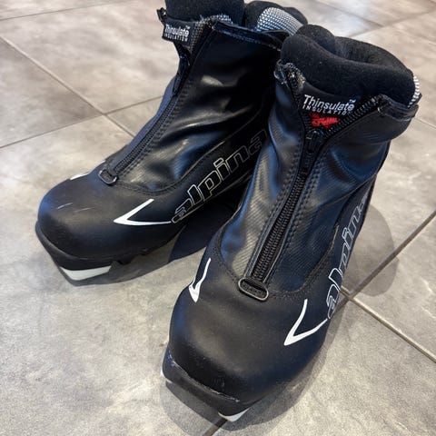 Alpina Junior mono 36 NNN | Tori