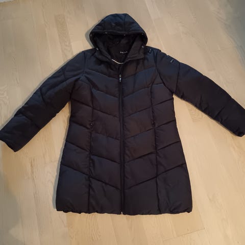 Skilan toppatakki koossa 38 | Tori