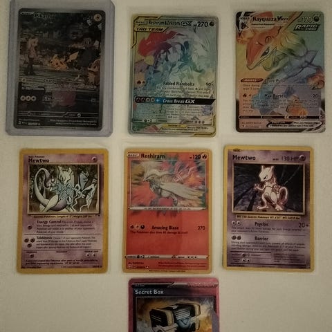 Mew V Charizard Reshiram -pokemon kortit | Tori