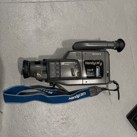 Sony Handycam | Tori