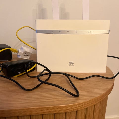 Huawei reititin valkoinen | Tori