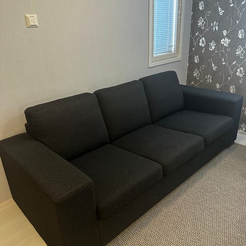 Keinonahkainen 3-istuttava sohva musta | Tori