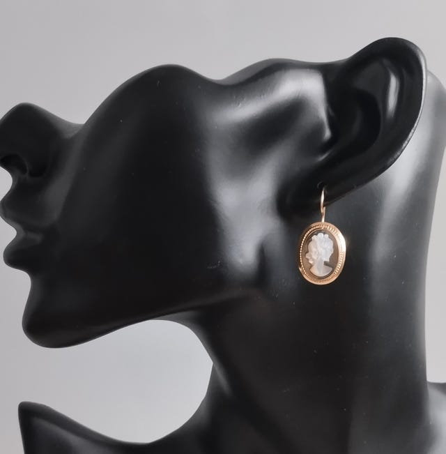 Camee | Myydään | Tori