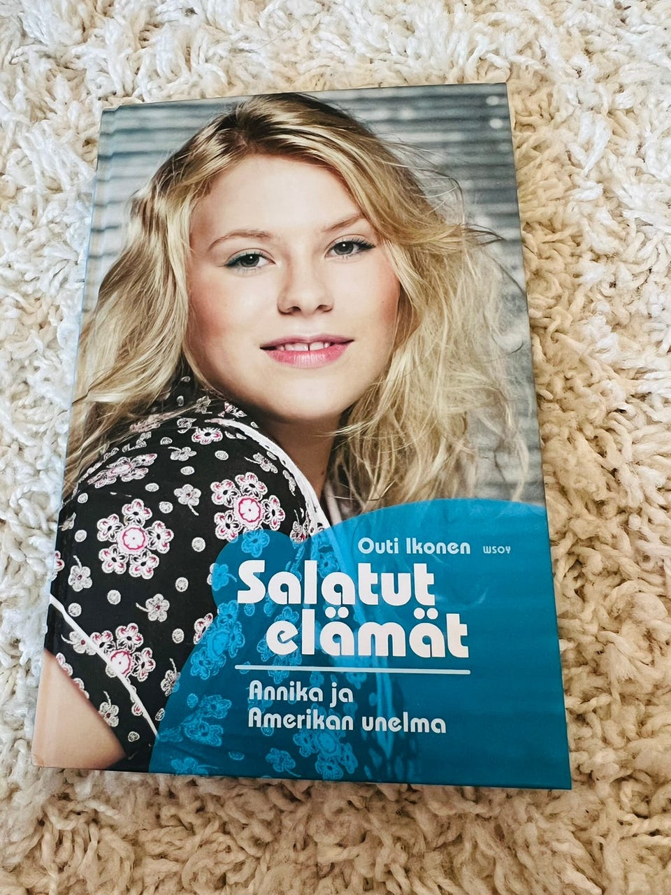 Salatut elämät kirja | Tori